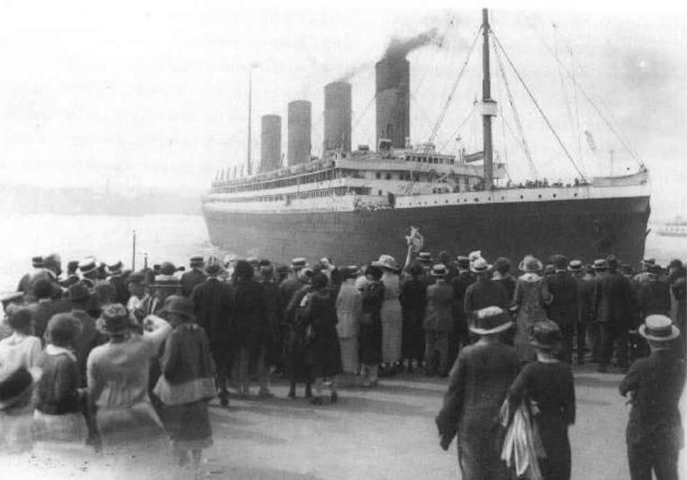 Olympic-Class Liners: McGeoch's Legacy in Maritime Furnishings